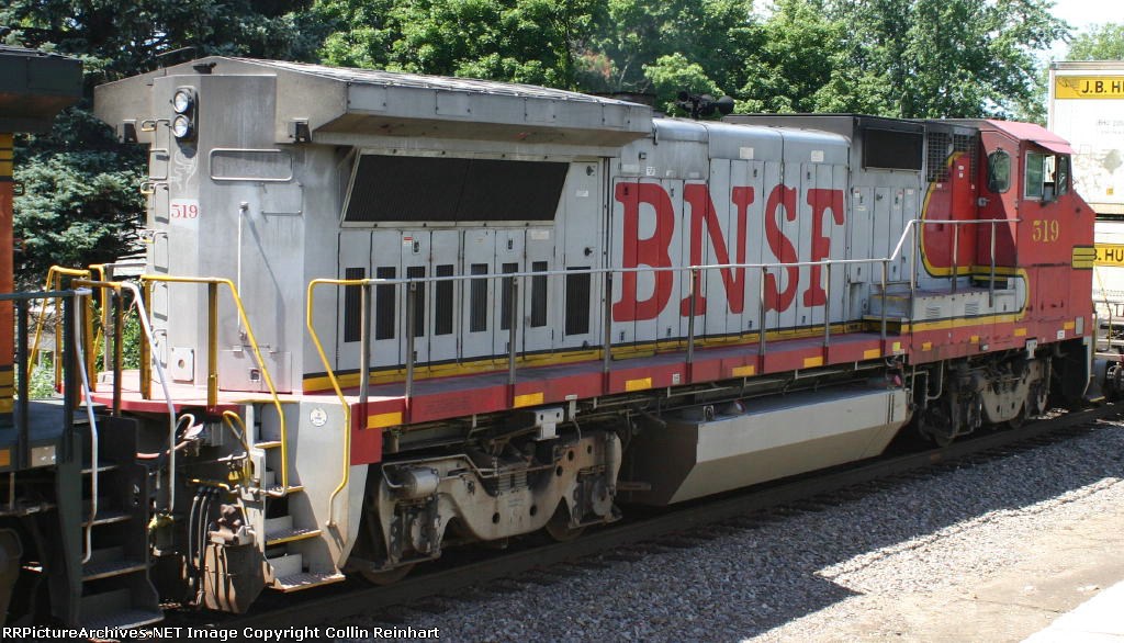 BNSF 519